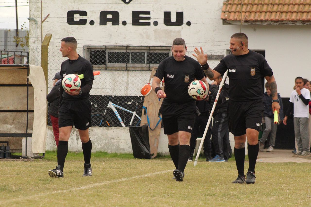 Petit Torneo: Se sortearon los árbitros de la primera de las revanchas ...